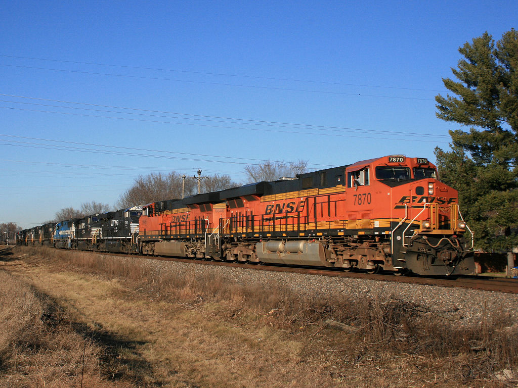 BNSF 7870